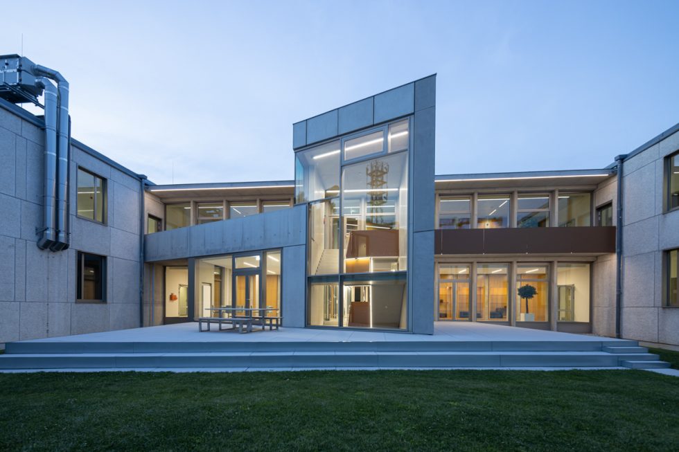 Walther-Meissner-Institut für Tieftemperaturforschung - NOVA Architekten